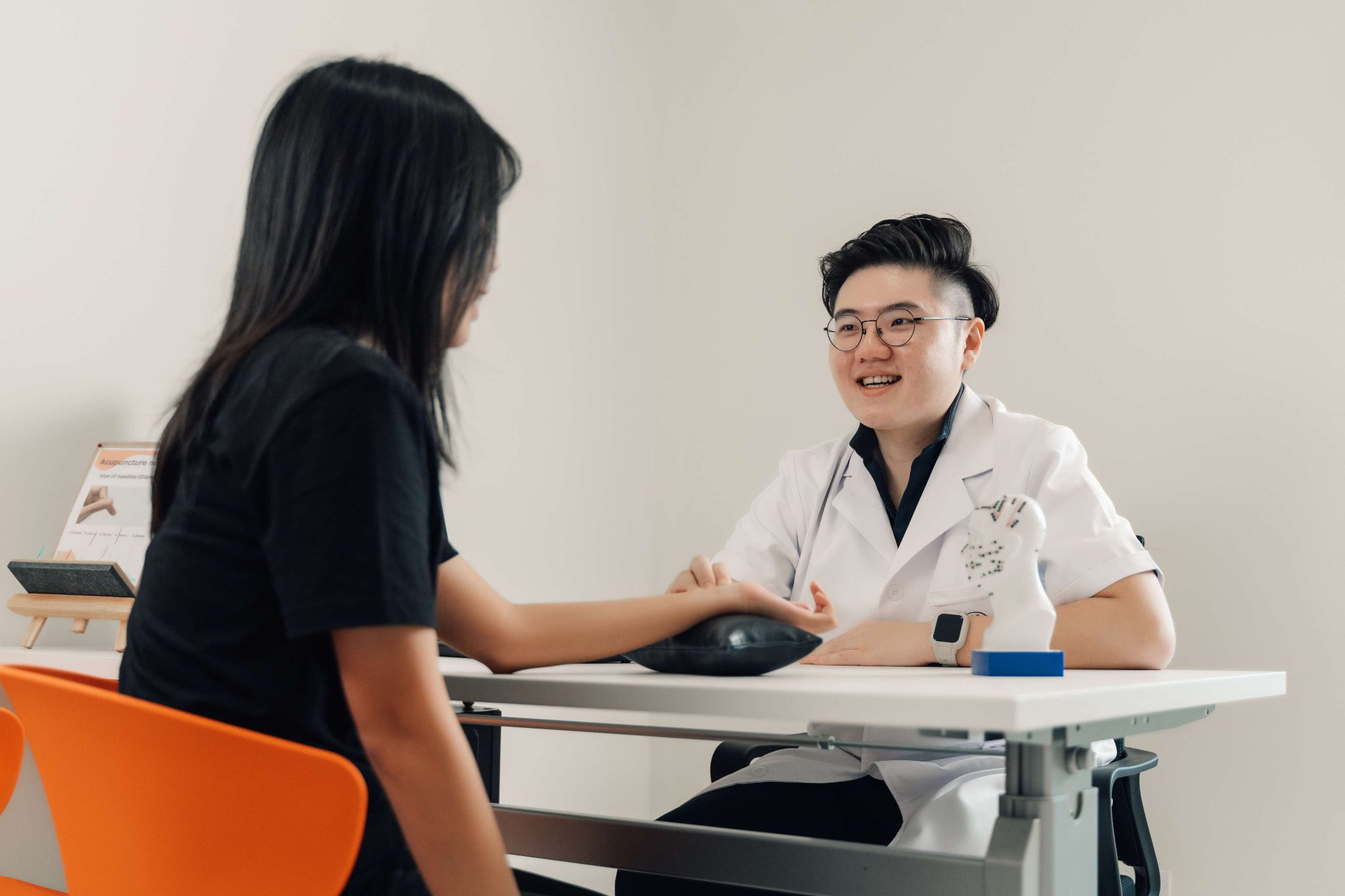 Pulse Diagnosis – iTCM Healthcare Centre 爱康中医针灸